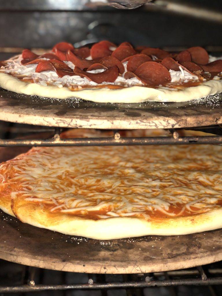 Pizza Galletta’s Galley style – Galletta's Galley